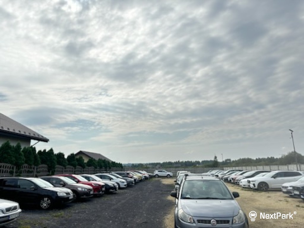 DELTA Parking | Airport car park Katowice Pyrzowice - NextPark
