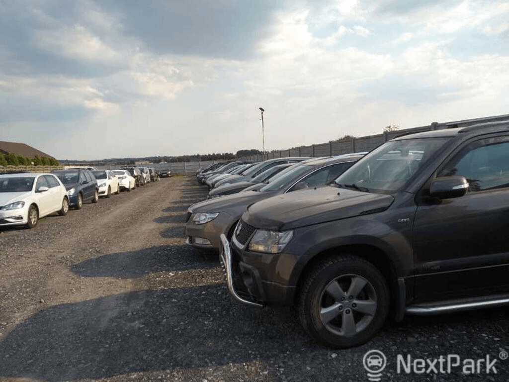 Parking Delta | Airport car park Katowice Pyrzowice - NextPark